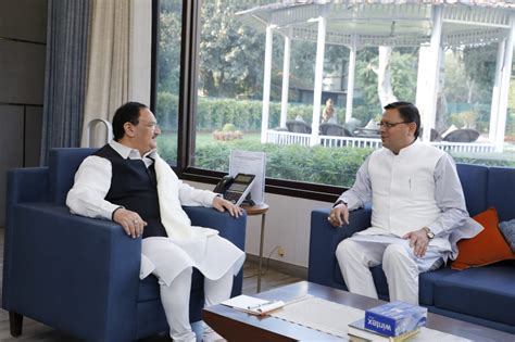 राष्ट्रीय सुरक्षा सलाहकार अजीत डोभाल और पार्टी अध्यक्ष जे पी नड्डा से