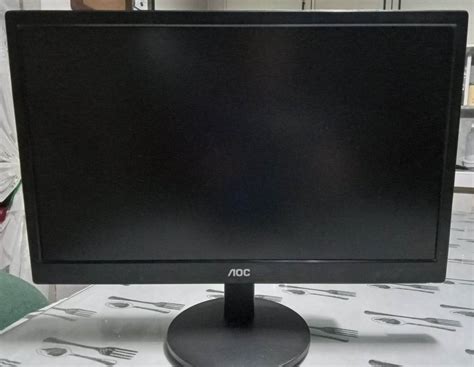 AOC 18 5 LED Monitor E970Sw Computers Tech Parts Accessories Monitor Screens On Carousell