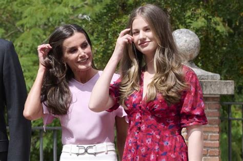 La princesa Leonor y el bolso que heredó de su madre