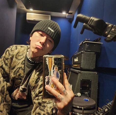 230218 Taeil Instagram Update Kpopping