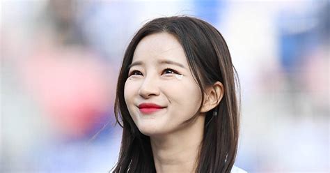 김진아 치어리더 사랑스러운 눈웃음[엑s Hd포토]