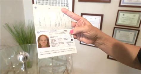 VIDEO El registro de Extranjería deberá añadir la casilla de sexo no especificado en su