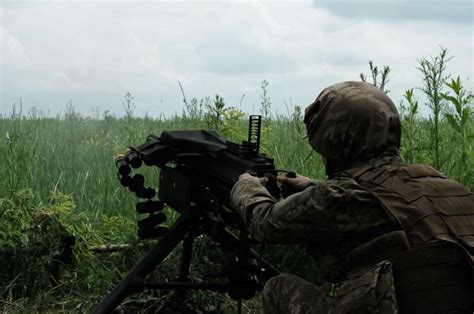 Оборонці знищили 6 танків 3 ББМ та 7 артсистем ворога за минулу добу Читайте на Ukr Net