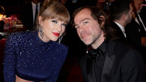 Taylor Swift Wrote Willow In Less Than 10 Minutes Aaron Dessner