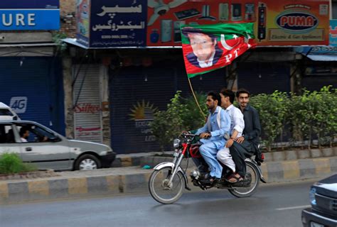 Pakistan Populist Imran Khan Claims Election Victory Amid Fraud