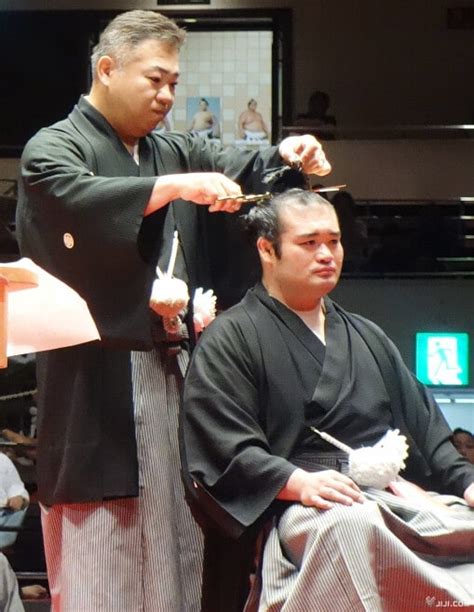 画像・写真：元千代の国が断髪式：時事ドットコム