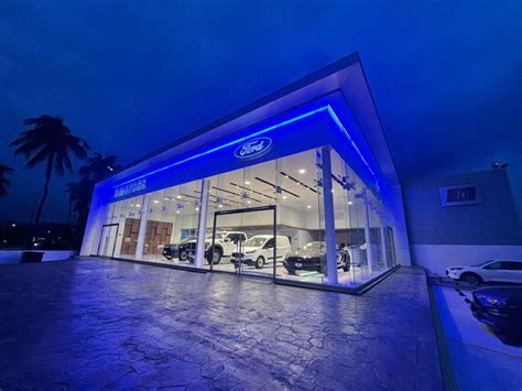 Ford De México Inaugura Una Nueva Boutique Signature 10 En Poza Rica