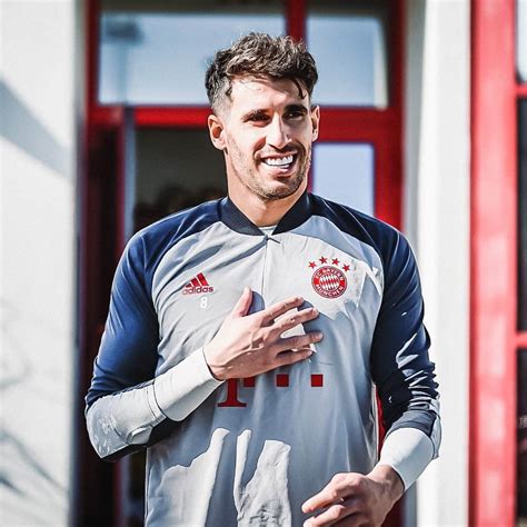 ハビ・マルティネスさんのインスタグラム写真 ハビ・マルティネスinstagram「cl Incoming Lazfcb Ucl