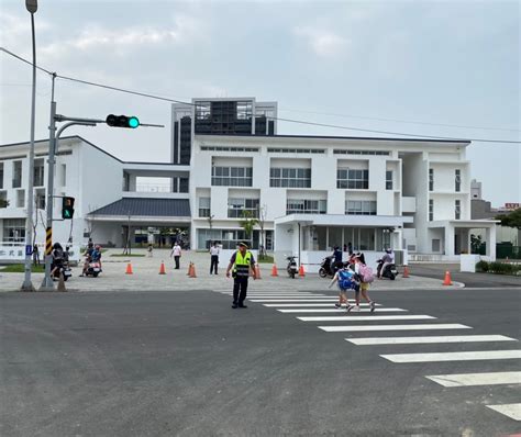 提升學童上下學安全 交通局與灣內國小合作進行校園周邊交通改善