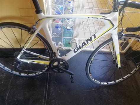 11 SPEED CARBON ROAD BIKE Like New Road Bikes Bike Hub