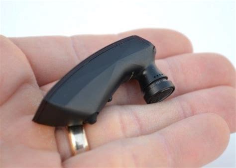 Jawbone Era Bluetooth Headset Review The Gadgeteer