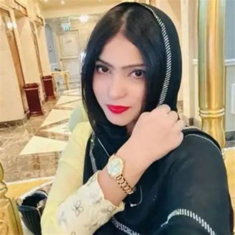 热门印度首例，美女空姐直肠藏金走私近1公斤黄金 3楼猫