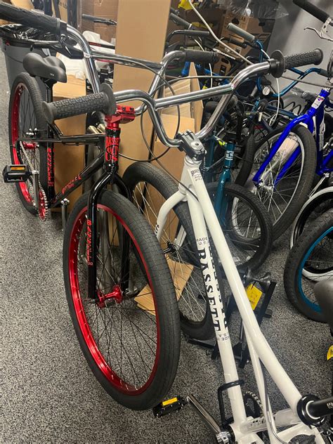 29 Or 26 Bassett Bmx Swooper 1299