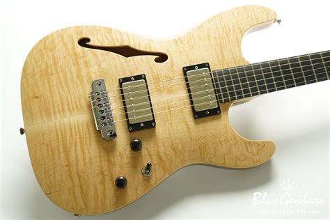 Beyond Maple Top Model Naked