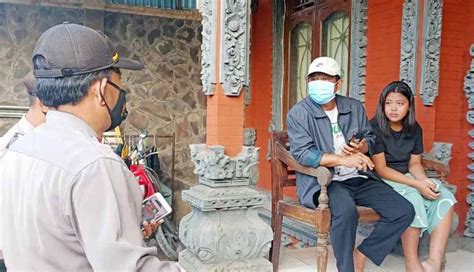 Istri Temukan Suami Tewas Gantung Diri