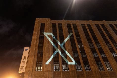 Business Reporter News Elon Musk Says Twitter S Blue Bird Logo To