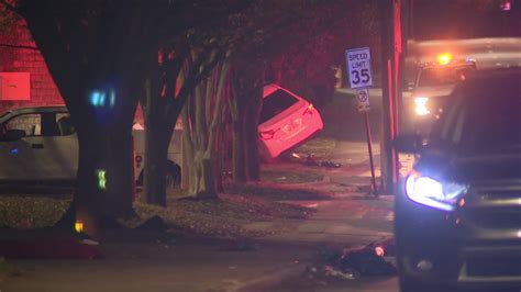 Car Crash At Fulton County Medical Examiners Facility In Atlanta Fox