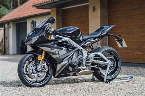 2020 Triumph Daytona Moto2 765