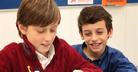 코알못 기자들의 코딩로봇 체험기어서와 코딩은 처음이지