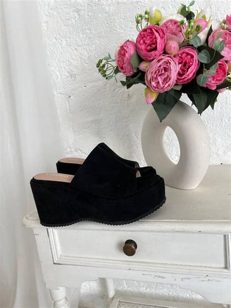 Сабо — ціна 950 грн у каталозі Сабо Купити жіночі речі за доступною ціною на Шафі Україна