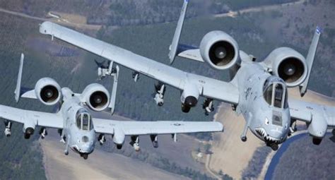 Америка повинна надати Україні штурмовики A-10 для знищення агресора ...