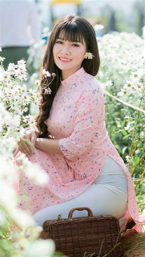 Ghim Của Thiện Ân Trên Áo Dài Phụ Nữ Áo Dài Dễ Thương