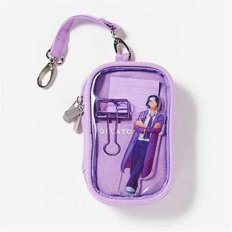 【ジェラピケの“推し活”ポーチ】ついに登場！アクスタやトレカを飾れて、トートバッグとセット使いも Classy クラッシィ