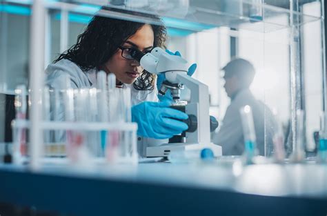 fewer u s scientists are pursuing postdoc positions new data show