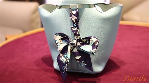 How To Tie A Hermes Twilly Video Youtube