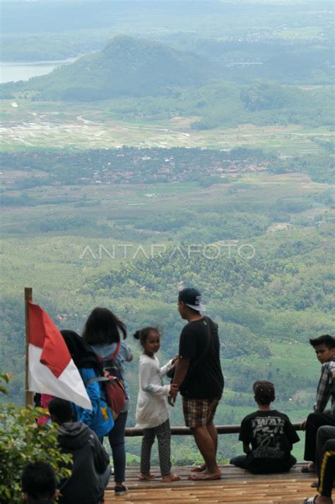 Destinasi Wisata Baru Gunung Lio Antara Foto