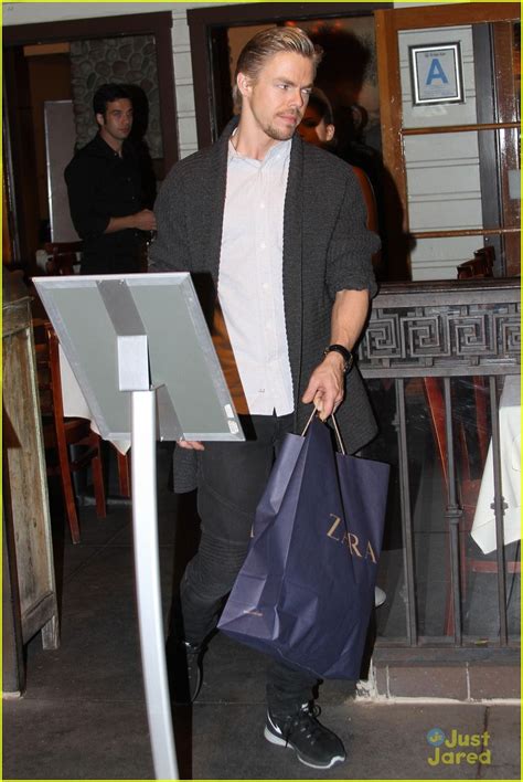 Bethany Mota And Derek Hough Hug It Out After Dwts Elimination See