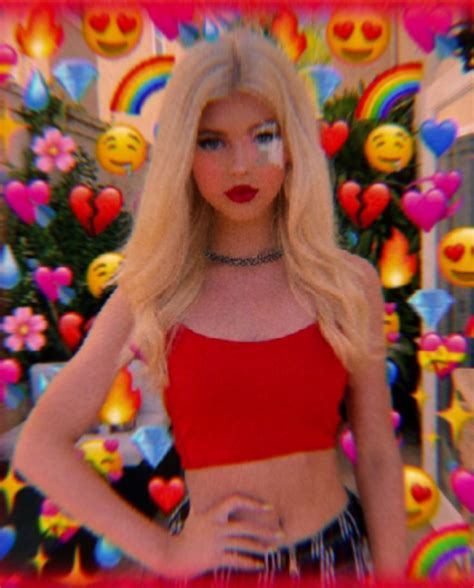 Pin By Lvsbolt On Loren Gray 20 Loren Gray Women Fashion