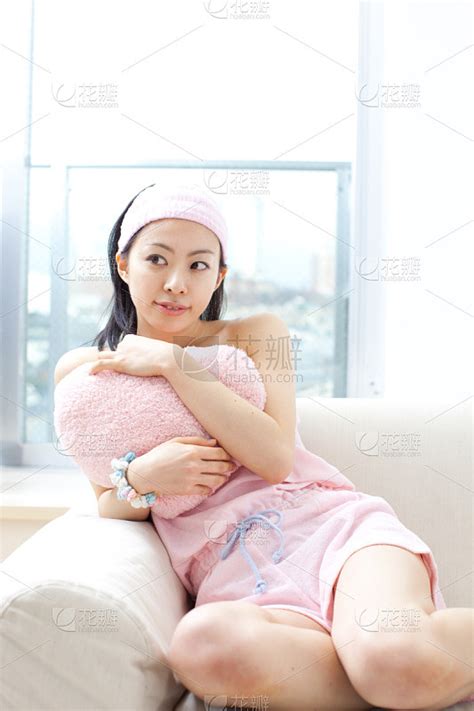 女人软垫心型拿着垂直画幅留白仅日本人日本人日本人
