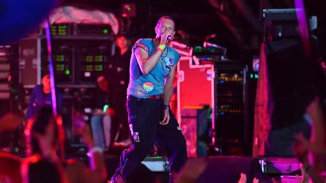 Coldplay Deslumbró Este Sábado En El Glastonbury Festival