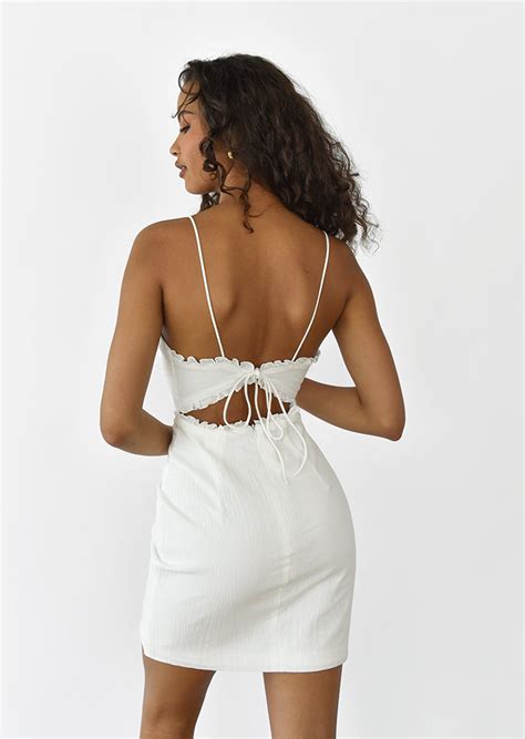 Robe Nouée Dans Le Dos Outfitbookfr