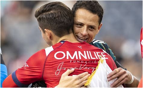 Chicharito Hernández Tendrá Un Salario Millonario Con Las Chivas