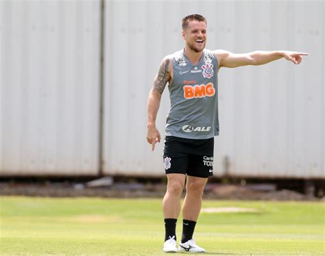 Direto Do Ct Timão Faz Treino Tático E Complementos Antes De Viagem