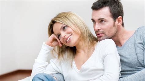 15 Realistic Reasons You Should Try Dating Your Friend
