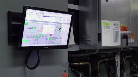 Industrial Co2 Transcritical Booster System Advansor By Hillphoenix