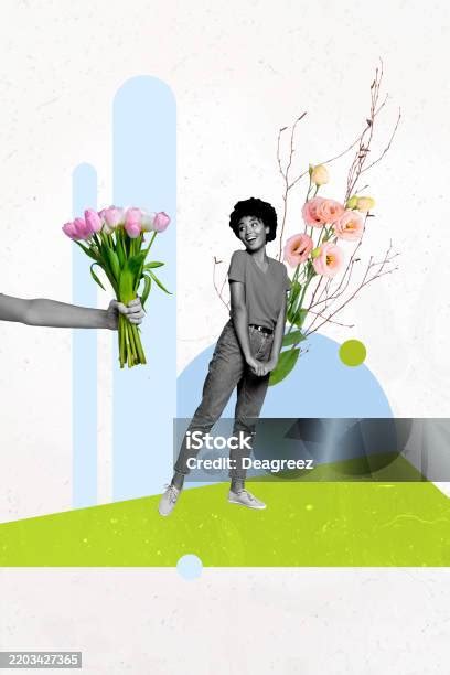 독점 이미지 세로 사진 콜라주 행복 미국 소녀 스탠드 공원 거리 축하 이벤트 인사 손 홀드 튤립 다발 20 24세에 대한 스톡 사진 및 기타 이미지 Istock