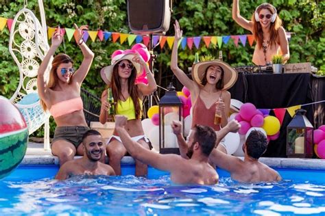 10 Best Farmhouses In Gurgaon For New Year Party Celebration