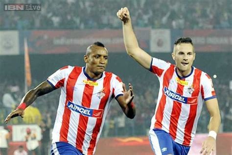 Chennaiyin Fc Sign Isl Winning Duo Apoula Edel Bete Fikru Teferra