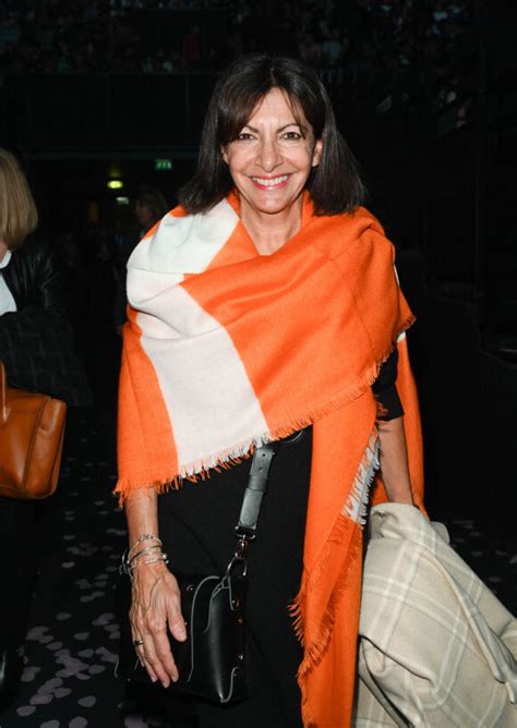 Photo Exclusif Anne Hidalgo Générale De Lopéra Rock Starmania