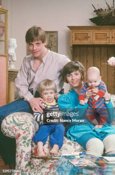6902 Mark Hamill Photos And High Res Pictures Getty Images