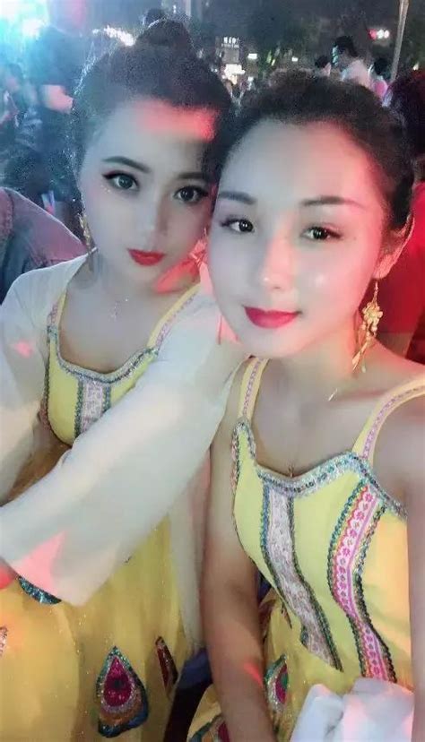 實拍中緬邊境潑水節上盛裝打扮的美女美得讓人挪不開眼 每日頭條