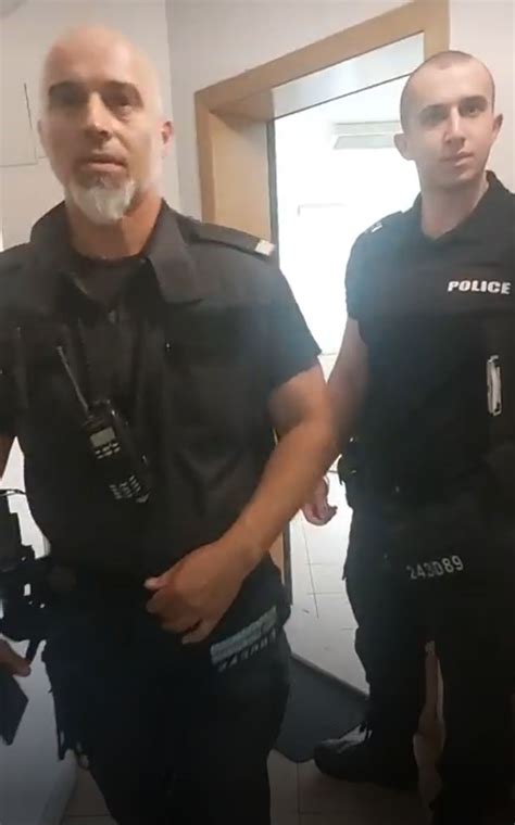 БОЕЦ ЕДИНИЯТ от полицаите които вчера часове преди протеста ни срещу КПК заедно с ДАНС