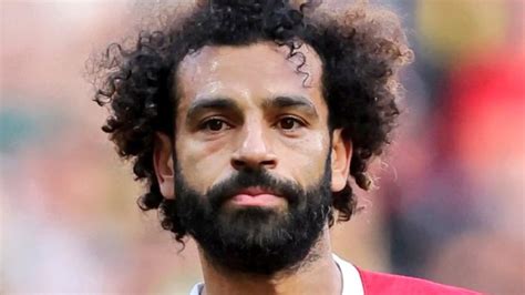 أسبوع حاسم صحفي إنجليزي يوضح موقف ليفربول من بيع محمد صلاح للاتحاد