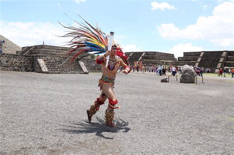 Encienden Fuego Nuevo De Los Juegos Centroamericanos En Teotihuacan