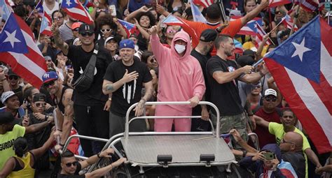 Puerto Rico marcha para celebrar la renuncia de Juan Rosselló MUNDO