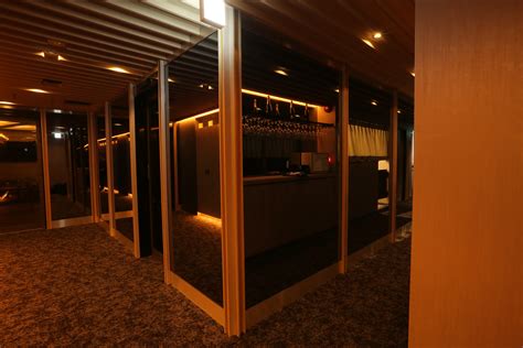 【ナイトクラブ】非日常を味わえるプレミアムな空間 Plusanswer プラスアンサー 店舗設計・店舗内装・リフォーム・都内